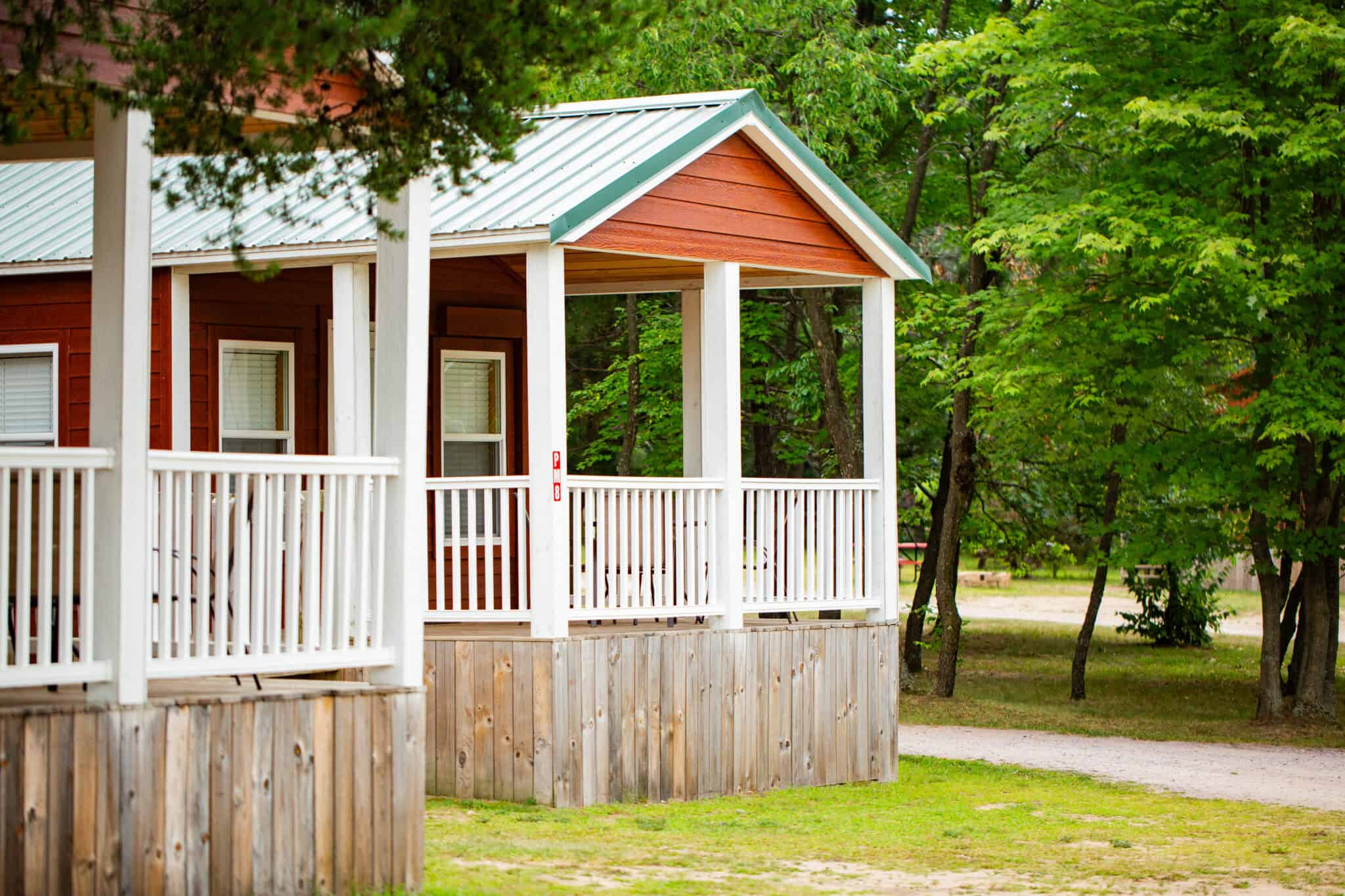 Standard Cabin Rentals in Wisconsin Dells – Bonanza Camping Resort